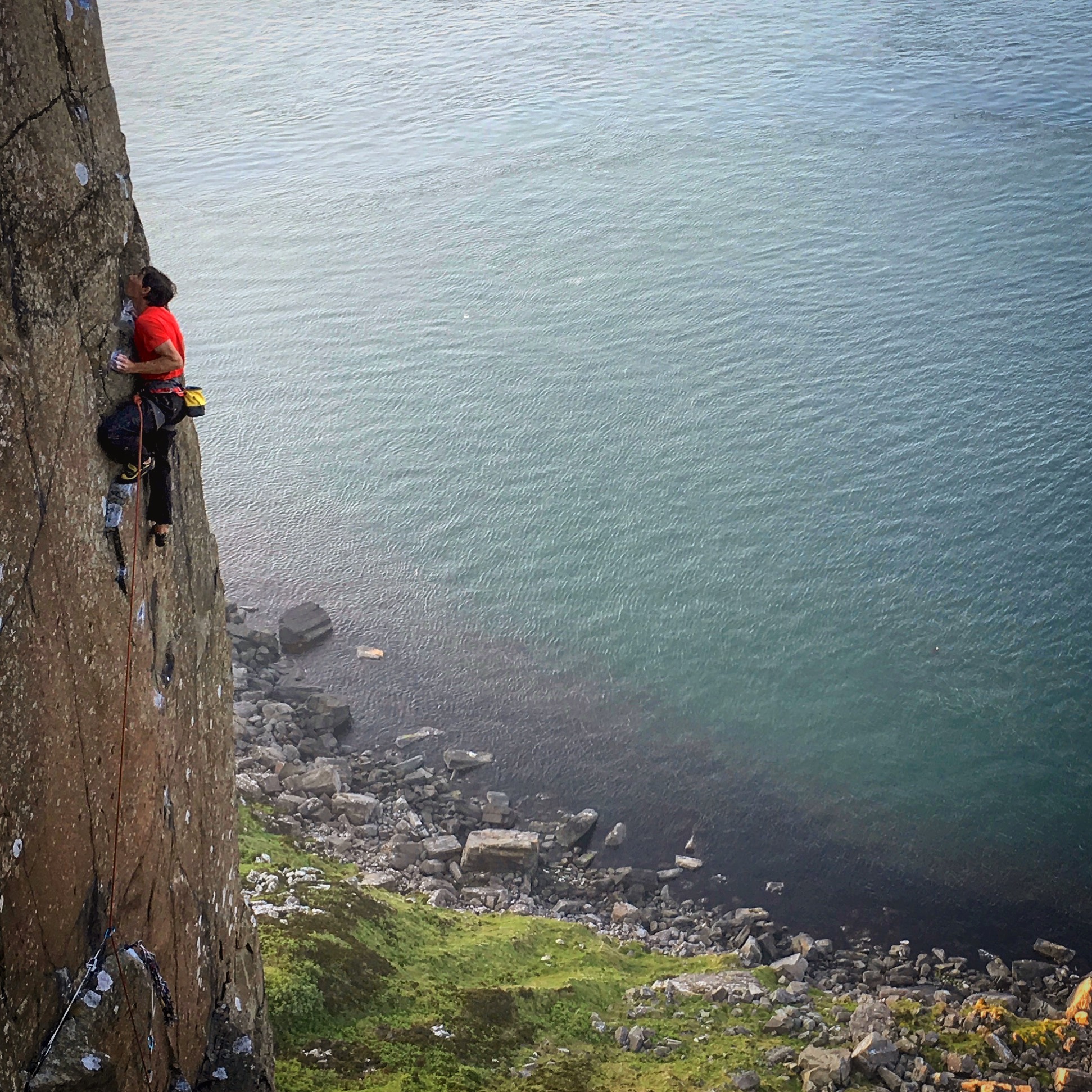 Fairhead 2016: Alex Honnold flashing The Dark Side, E8 6c - John Roberts